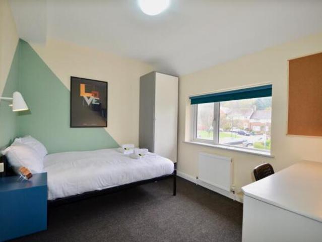 6 bedroom house for rent in Beatty Avenue, BN1
