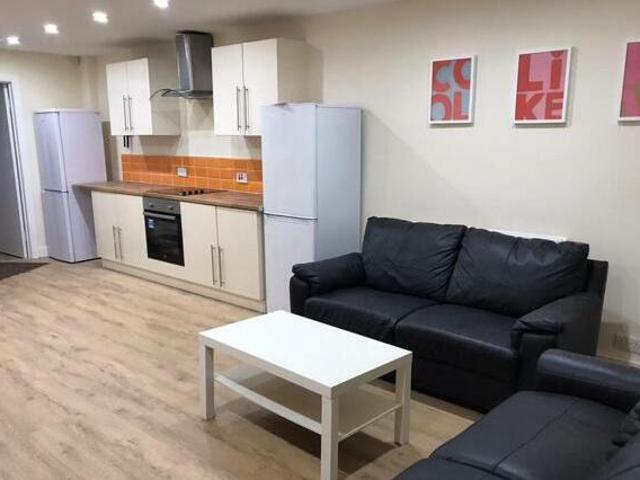 6 Bedroom House For Rent In Birmingham, Selly Oak