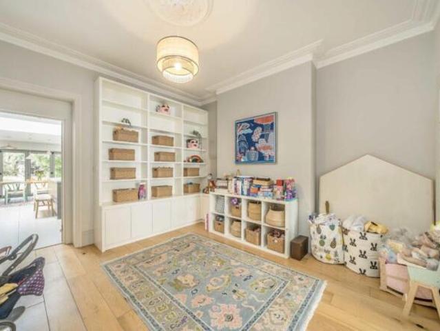 6 bedroom house for rent in Burlington Road, Chiswick, W4