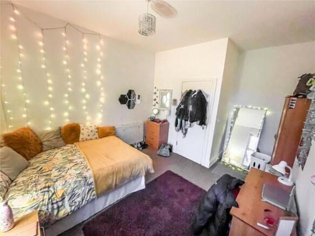 5 bedroom house for rent in Goulden Road, M20