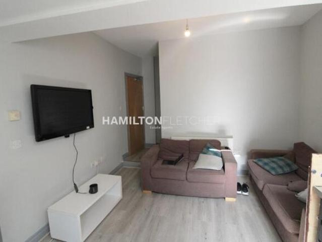 6 bedroom house for rent in Donnington Gardens, Reading, RG1