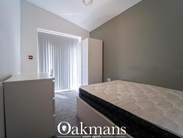 6 bedroom house for rent in Dawlish Road, Birmingham, B29
