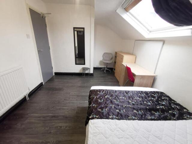 1 bedroom house share for rent in Delph Mount, Woodhouse, LS6