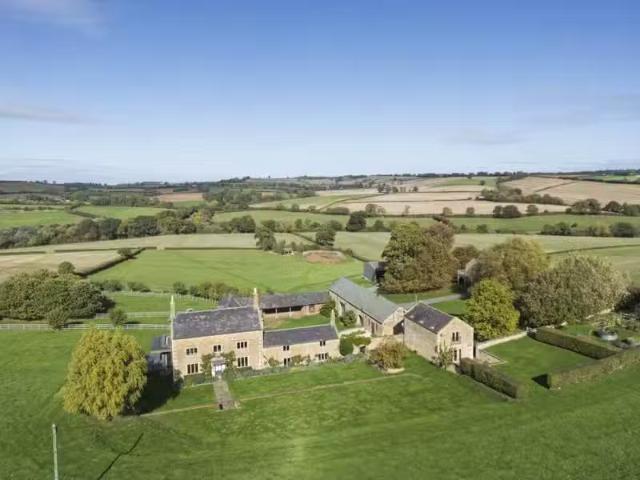6 bedroom house for rent in Farnicombe Farm, Ascott, CV36