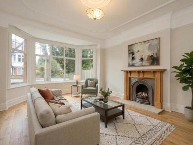 6 bedroom house for rent in Fitzwilliam Avenue, Richmond, TW9