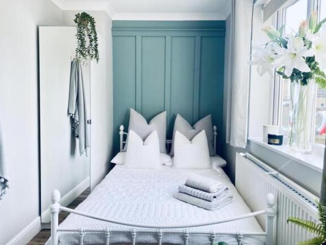 6 bedroom house for rent in Frome Road, Bath, BA2
