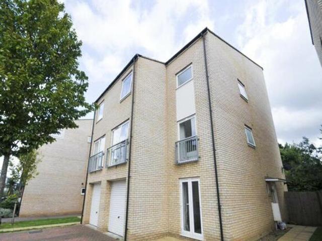 6 Bedroom House For Rent In Hatfield