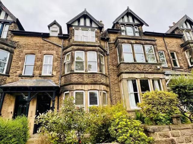 6 bedroom house for rent in Harlow Moor Drive, HARROGATE, HG2
