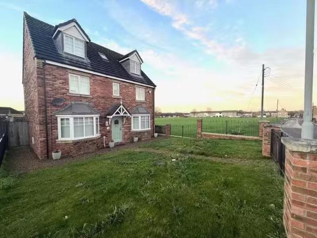 6 bedroom house for rent in Hillside Road, Coundon, Bishop Auc.