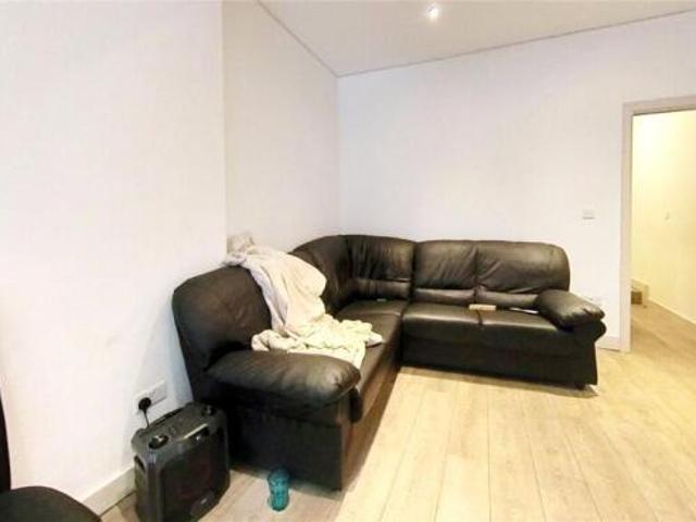 6 bedroom house for rent in Hubert Road, Birmingham, West Midlands, B29