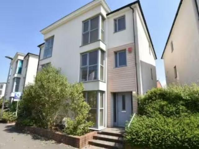 6 bedroom house for rent in Long Down Avenue, Bristol, BS16