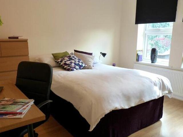 6 Bedroom House For Rent In London