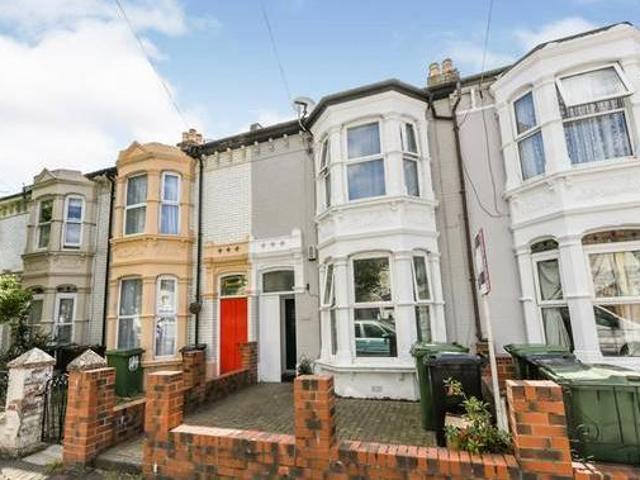 6 bedroom house for rent in Laburnum Grove Portsmouth PO2