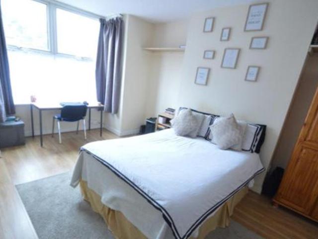 6 Bedroom House For Rent In Leeds, West Yorkshire