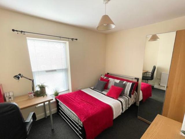 6 Bedroom House For Rent In Lincoln