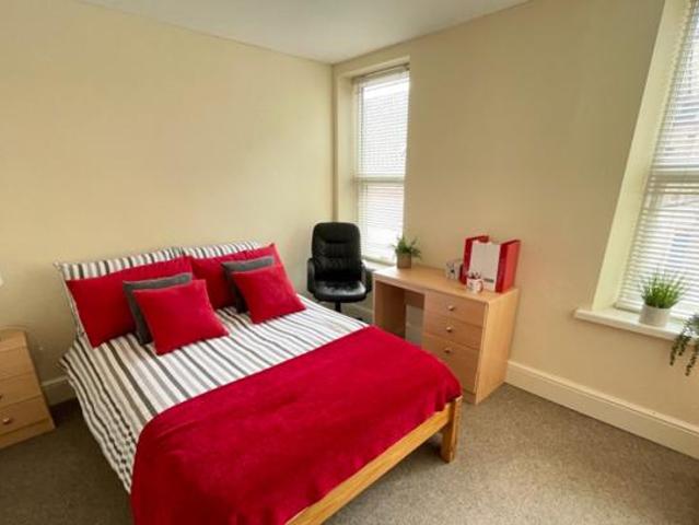 6 Bedroom House For Rent In Lincoln