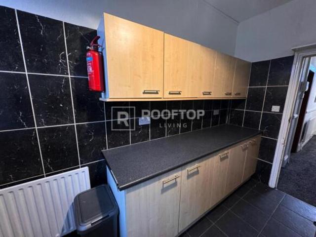 6 bedroom house for rent in Manor Terrace, Leeds, LS6