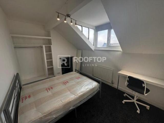 6 bedroom house for rent in Manor Terrace, Leeds, LS6