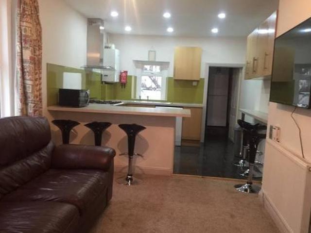 6 bedroom house for rent in Mildmay Street Greenbank Plymouth PL4