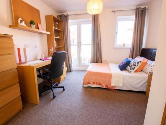6 bedroom house for rent in Saxton Court, Gillingham, ME7