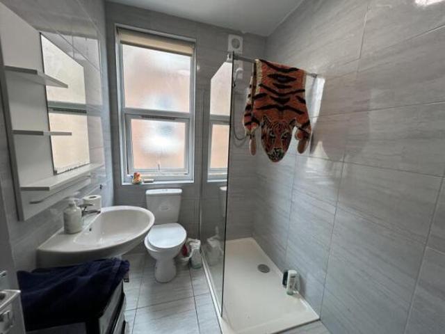 6 bedroom house for rent in Salisbury Road, Liverpool, L15
