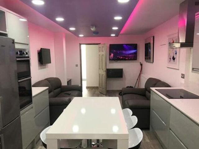 6 Bedroom House For Rent In Selly Oak, Birmingham