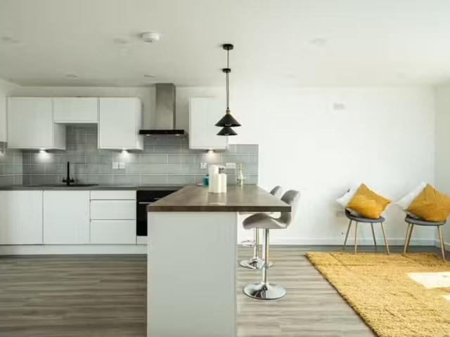 6 bedroom house for rent in St John's Crescent, Bristol, BS3
