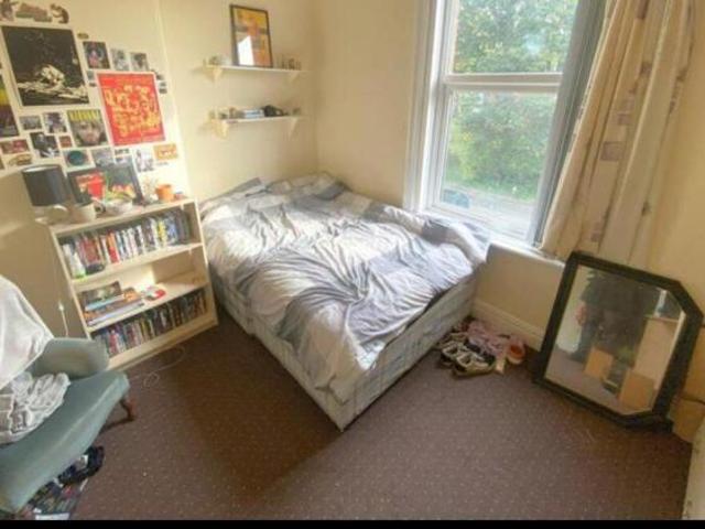6 bedroom house for rent in Regent Park Avenue, Leeds, LS6