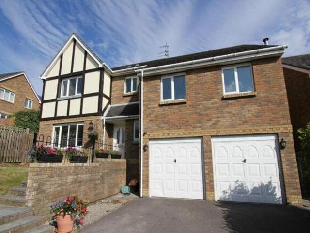 6 Bedroom House For Rent In Rhoose Point