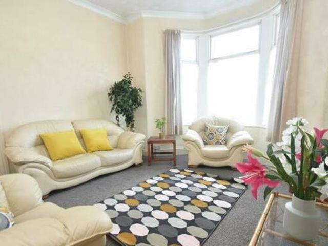 6 bedroom house for rent in Ruthin Gardens Cathays Cardiff CF24