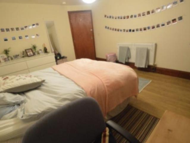 6 bedroom house for rent in Welton Mount, Hyde Park, Leeds, LS6