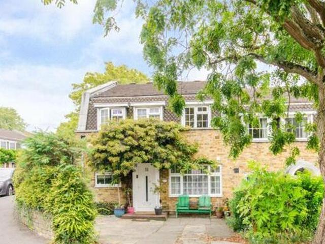 6 Bedroom House For Rent In Wimbledon, London