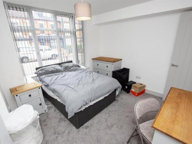 6 bedroom house for rent in Teignmouth Road, Birmingham, B29
