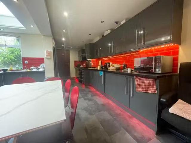 6 bedroom house for rent in Tiverton Road 6 bed, Selly Oak.