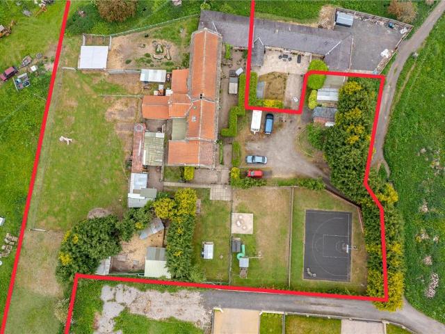 6 bedroom house for sale