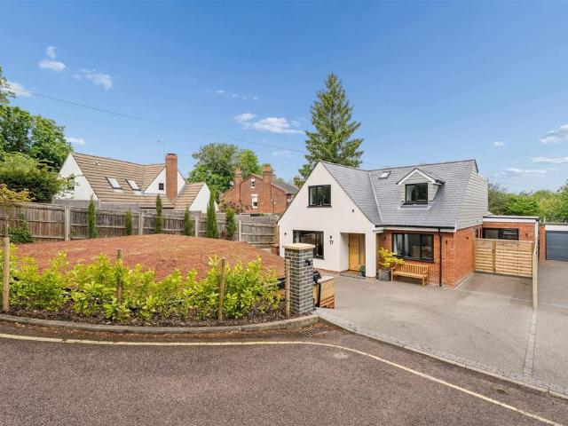6 bedroom house for sale