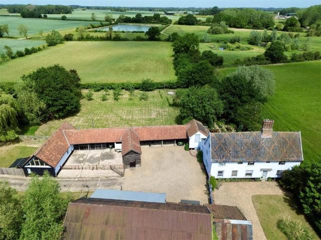 6 bedroom house for sale