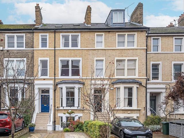 6 bedroom house for sale