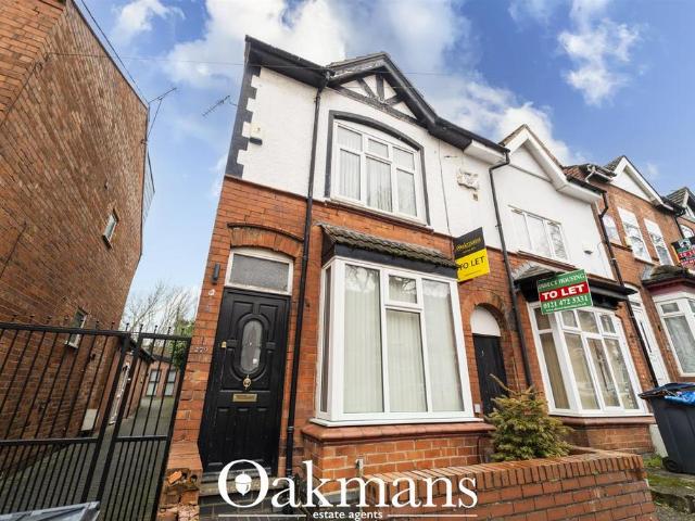 6 bedroom house for sale