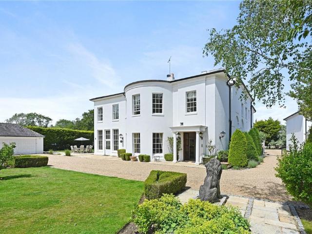 6 bedroom house for sale