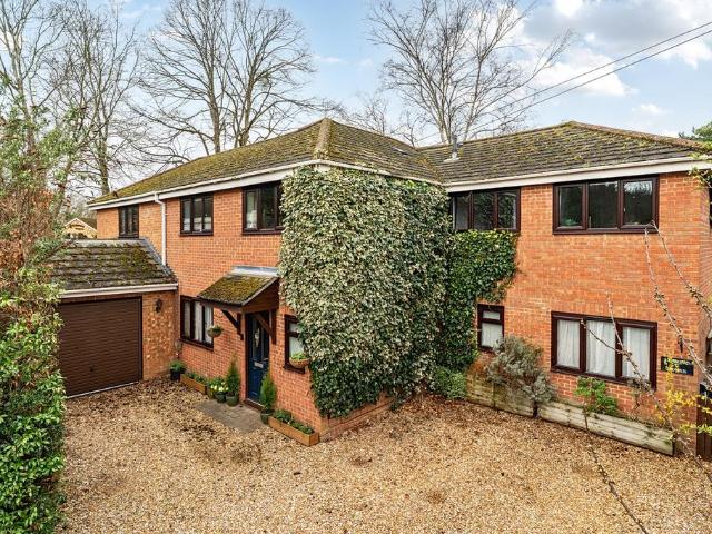 6 bedroom house for sale