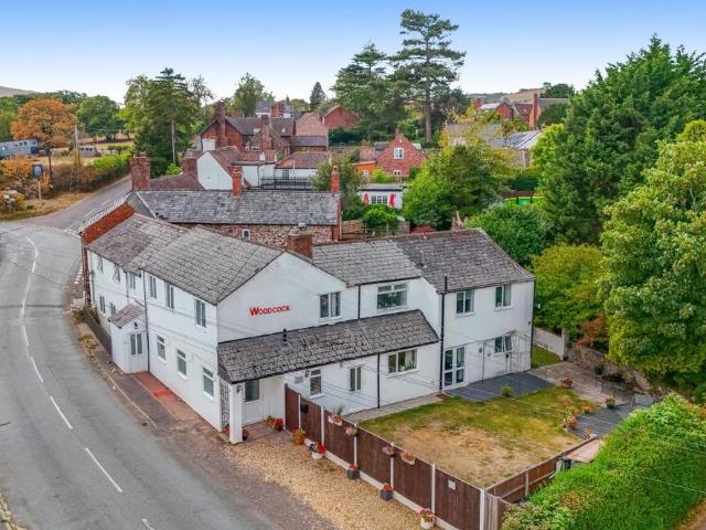 6 bedroom house for sale