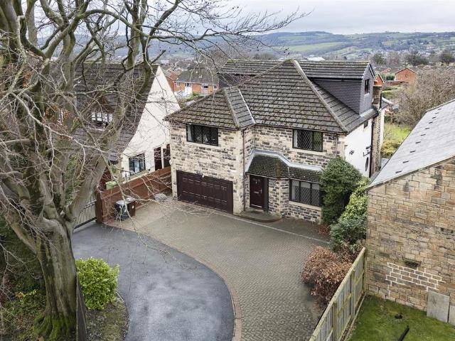 6 bedroom house for sale
