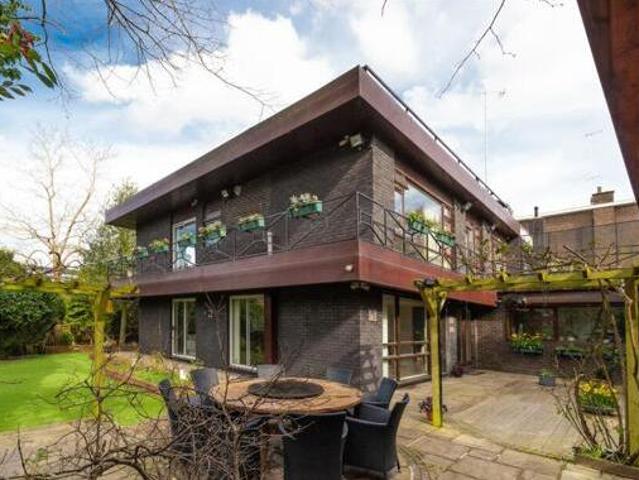 6 Bedroom House For Sale In Golders Hill Park