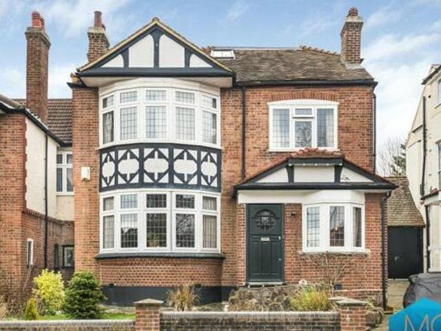 6 Bedroom House For Sale In London