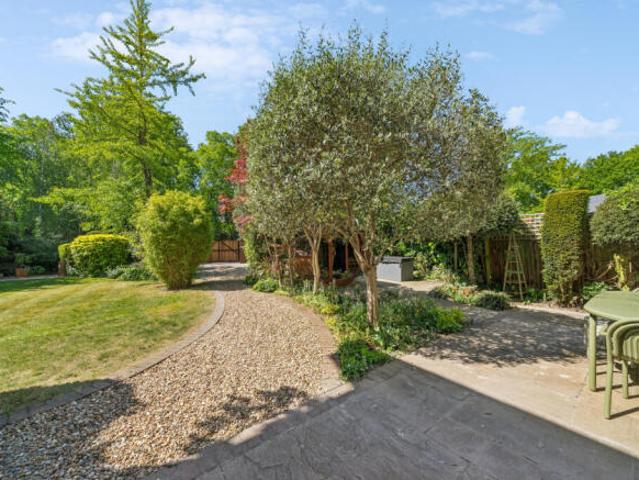 6 bedroom house for sale in Leopold Road, Wimbledon, London, SW19