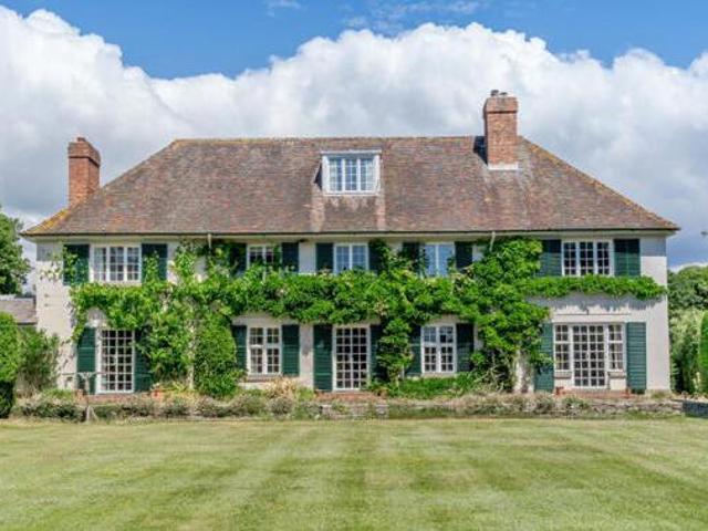6 Bedroom House For Sale In Lymington, Hampshire