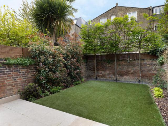 6 bedroom house for sale in Racton Road, Fulham, London, SW6