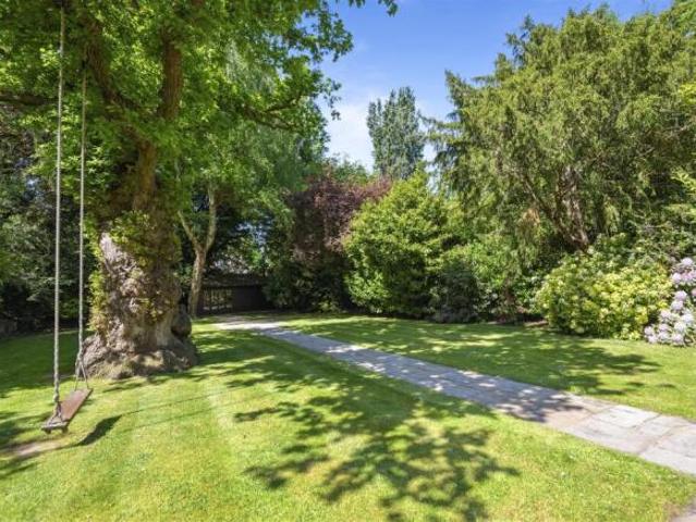6 bedroom house for sale in Winnington Road, London, Hampstead Garden Suburb, N2