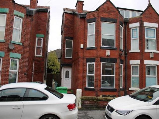 6 Bedroom House Fallowfield Fallowfield LS98903358